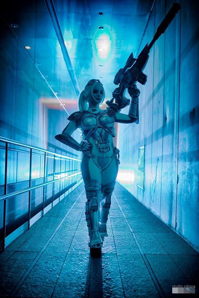 Heroes of the Storm: Nova Cosplay by Calypsen • AIPT