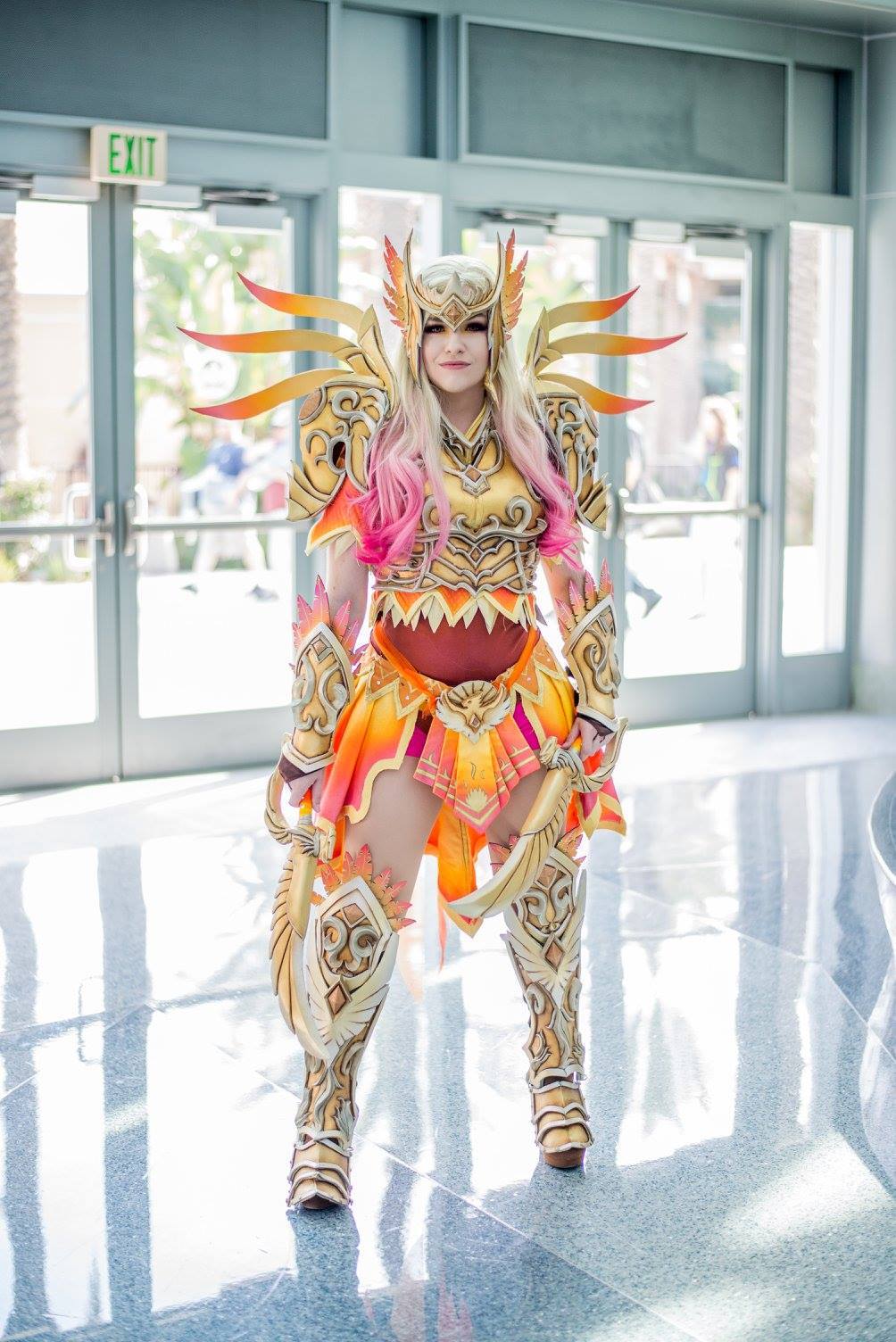 World of Warcraft: Ashes of Al'ar Cosplay by PixelPantz • AIPT