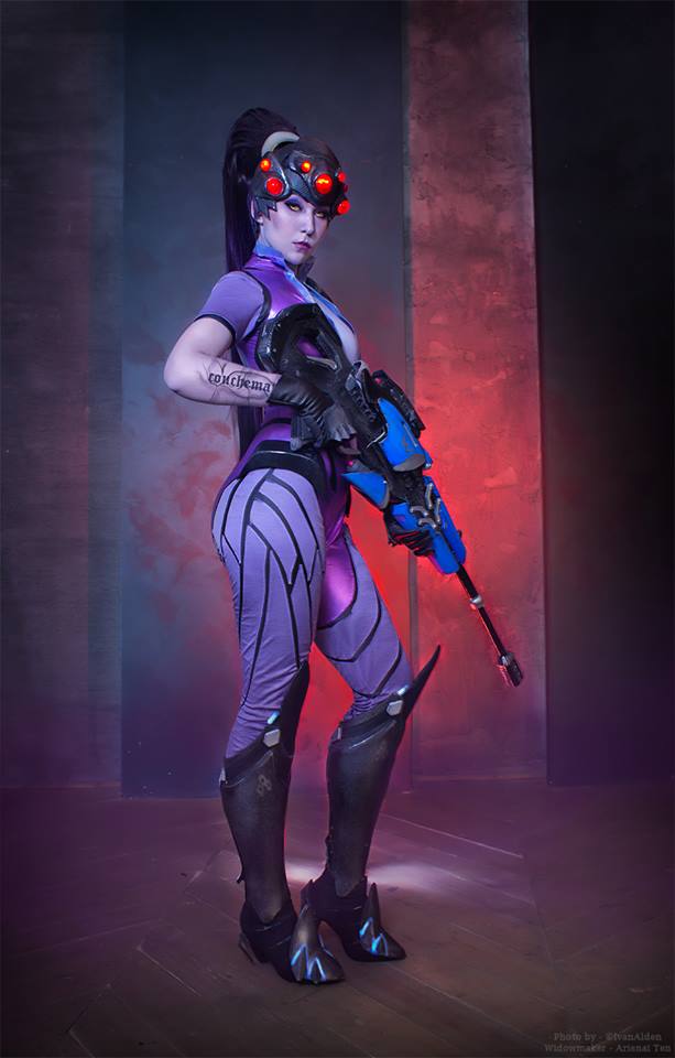Overwatch: Widowmaker Cosplay by Arienai-Ten • AIPT