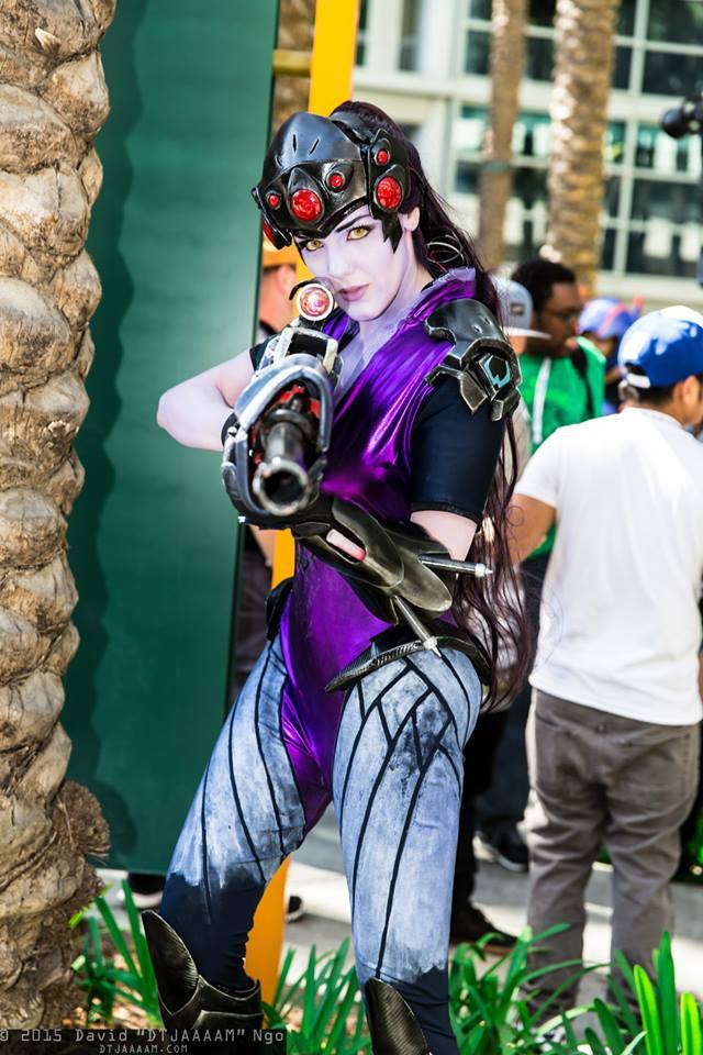 Overwatch: Widowmaker Cosplay by Reilena • AIPT
