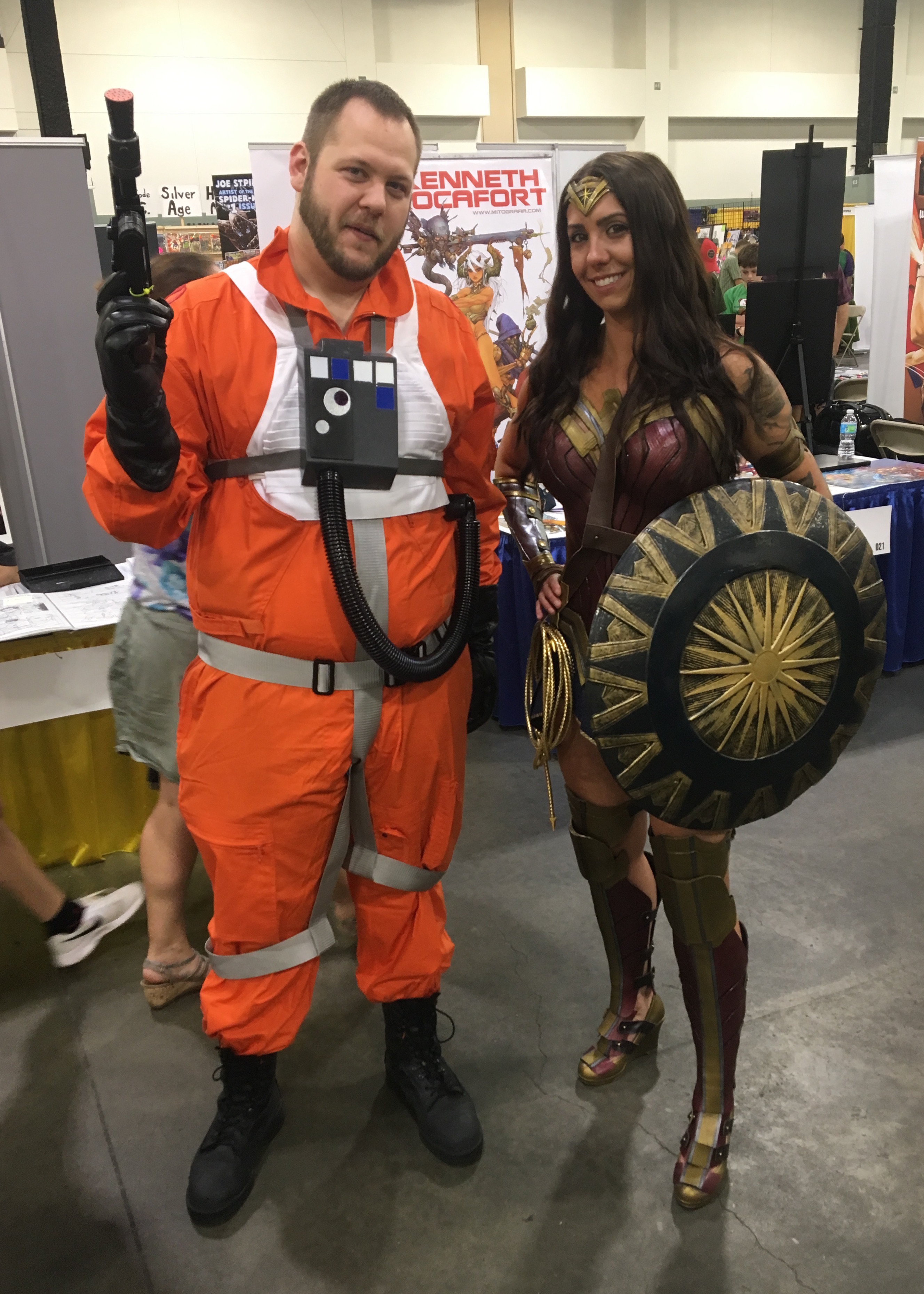 [MASSive Comic Con] Pokémon and super heroes and cosplayers, oh my! • AIPT