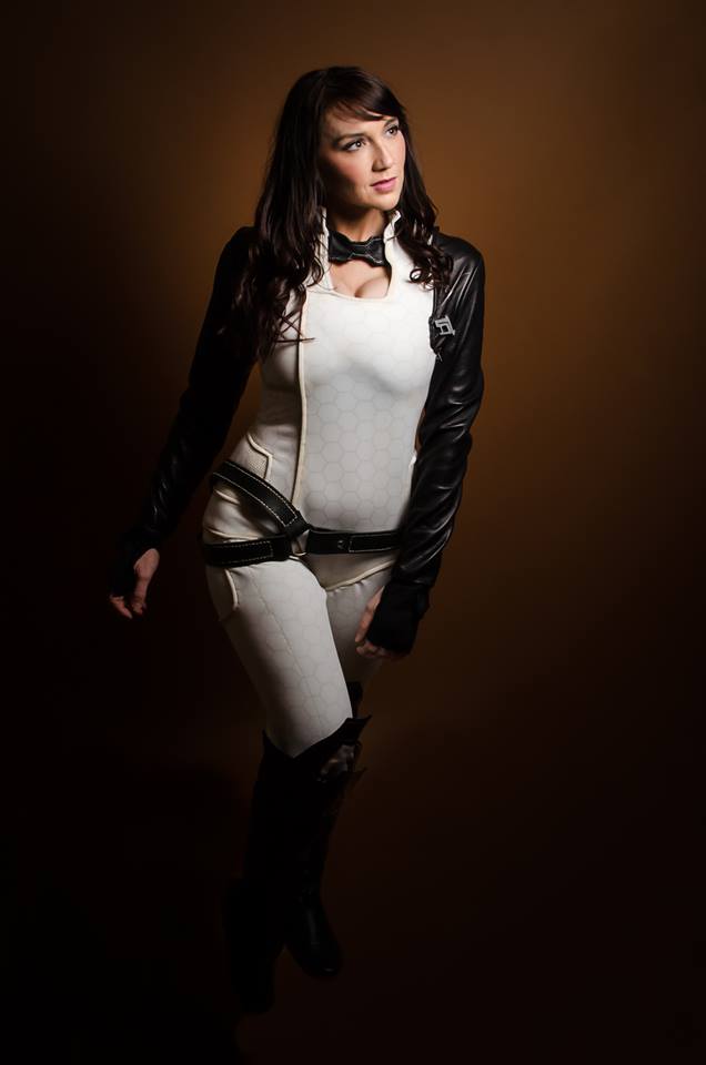 NYCC 2017: Cosplayer and model Erica Fett talks bad horror movies ...